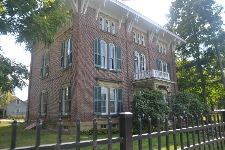 Henderson Hall welcomes many to Fall Heritage Festival | News, Sports ...